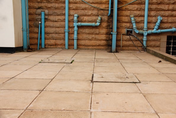 Modern septic tank design and fittings - brownupot