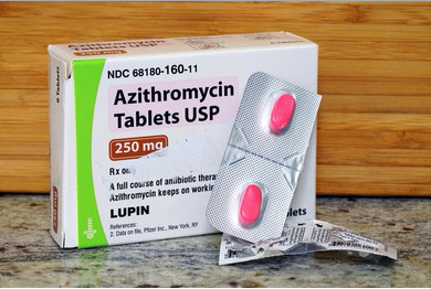 Which is the better antibiotic between amoxyclav and azithromycin ...