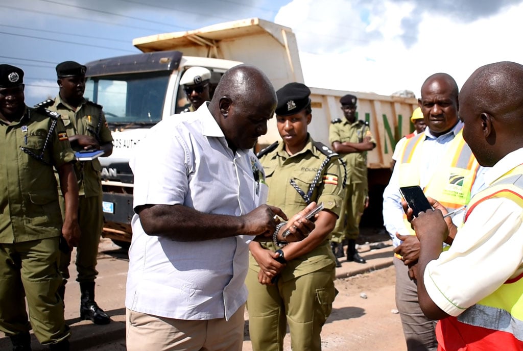 Temporary Katonga bridge will be ready in five days –govt | Monitor