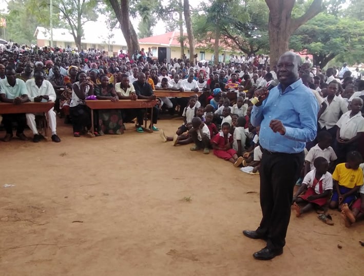 Dr. Odoi visits former school, urges parents to eradicate poverty | Monitor