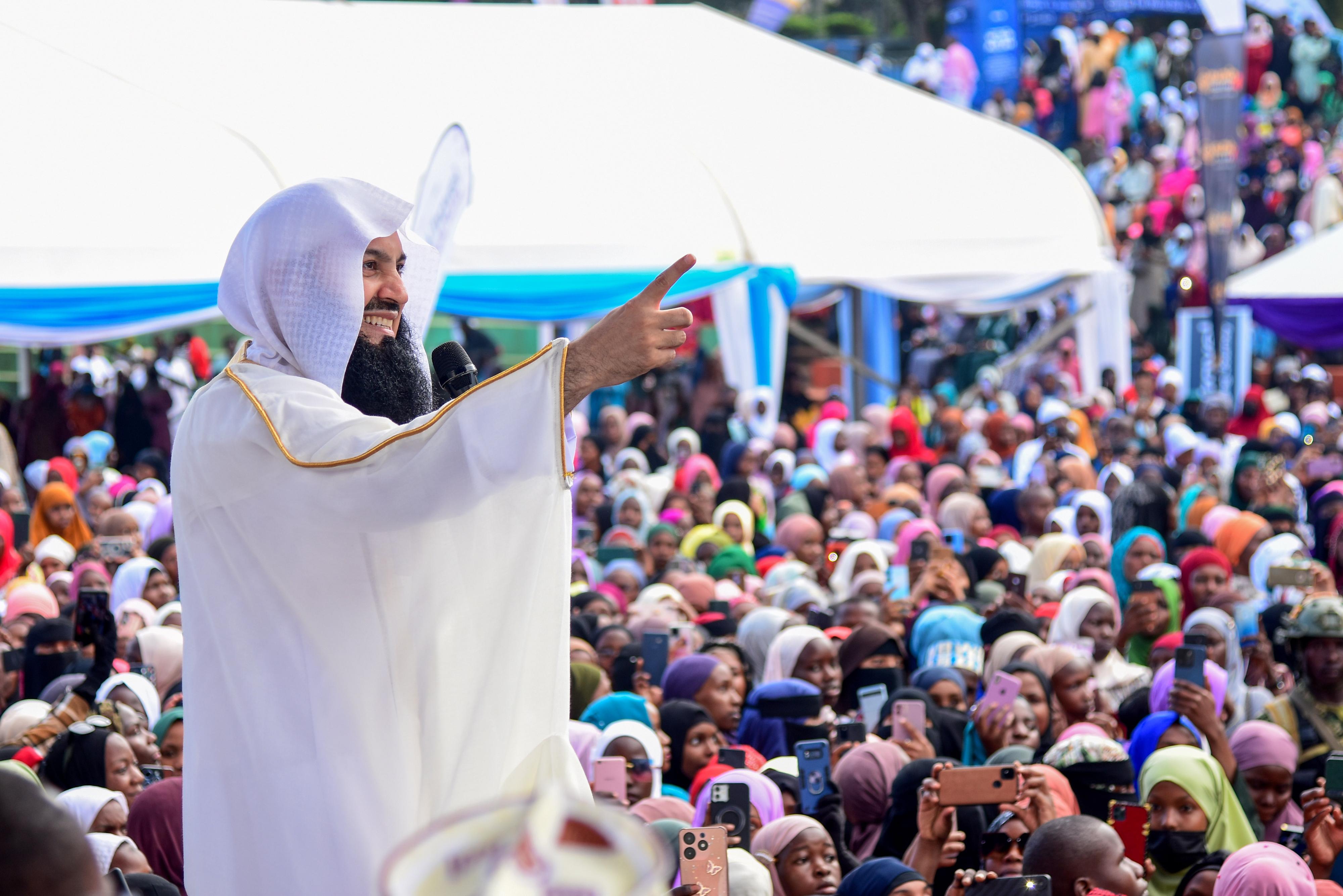 Love your country, Mufti Menk tells Muslims | Monitor