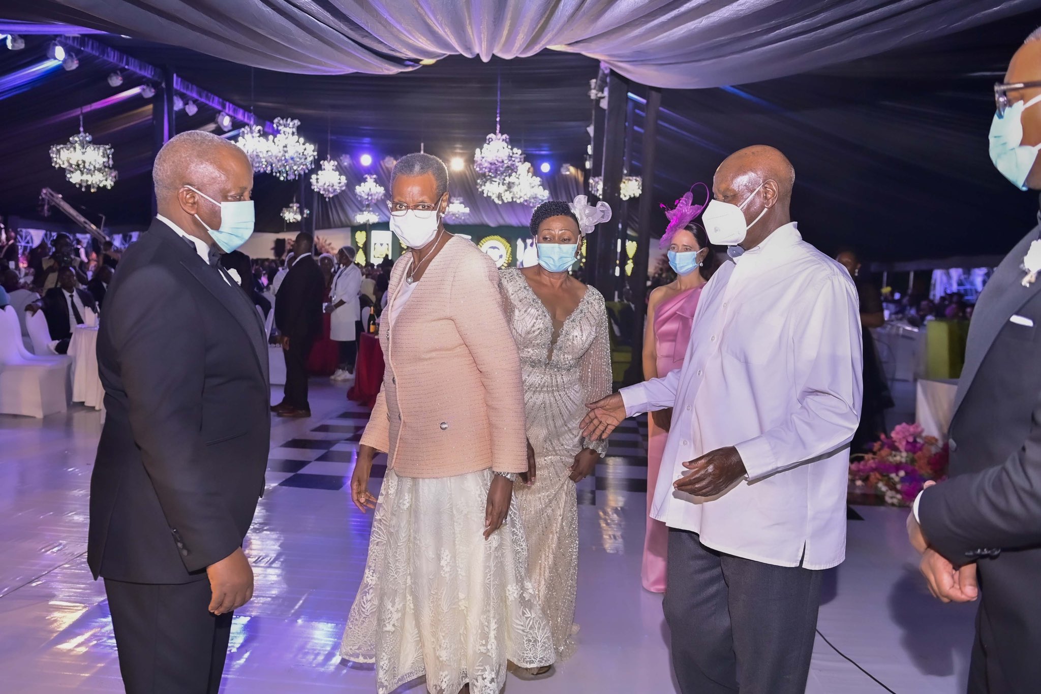 Museveni lauds Amama Mbabazi at golden anniversary | Monitor