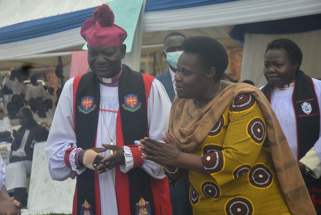 Museveni offers Shs10m for Busoga bishop's treatment | Monitor