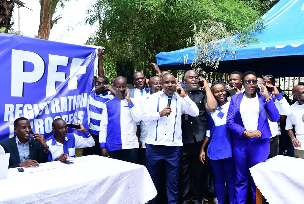 PFF starts gathering signatures ahead of party registration | Monitor