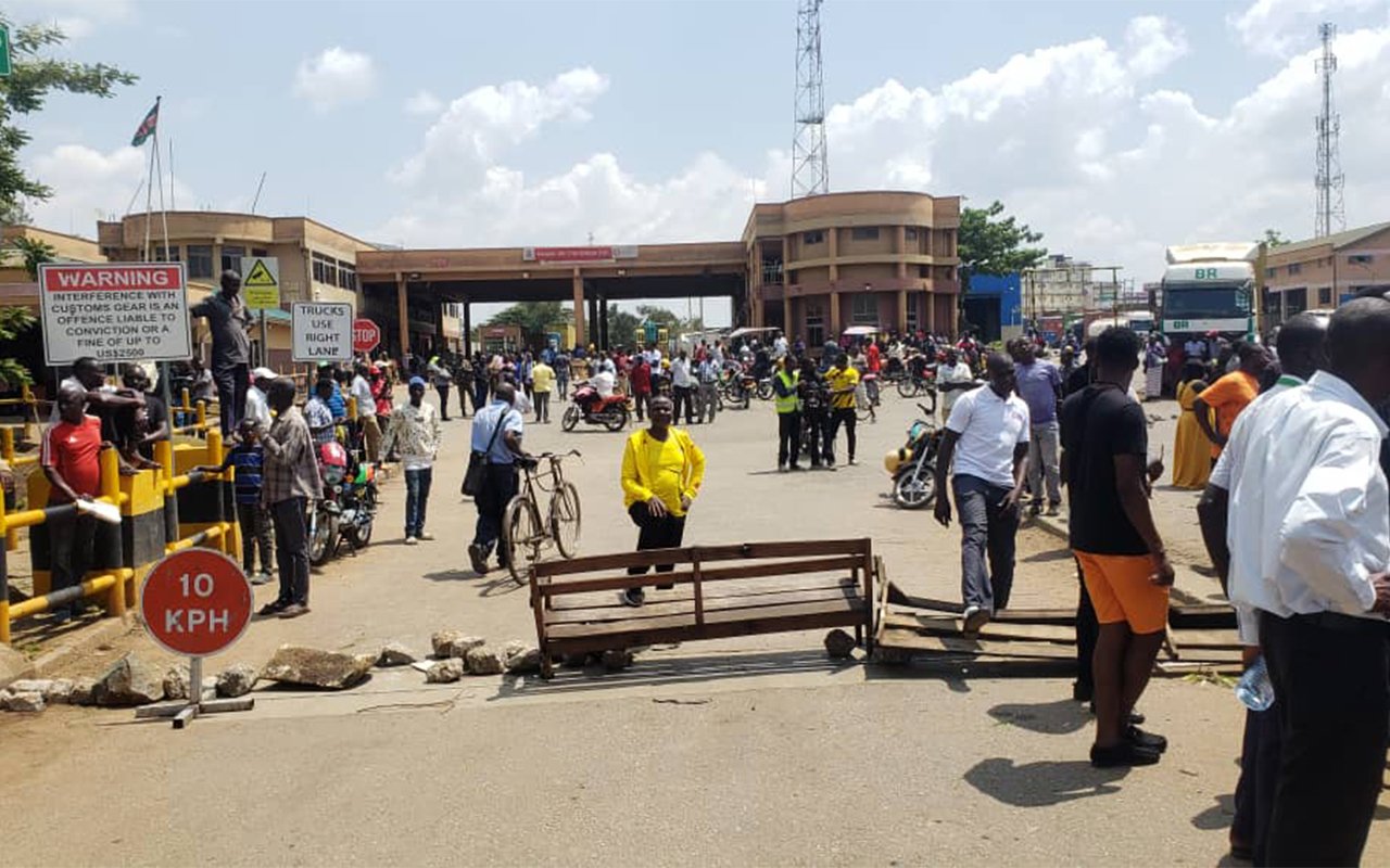 Malaba border protests disrupt trade, leave drivers stranded | Monitor