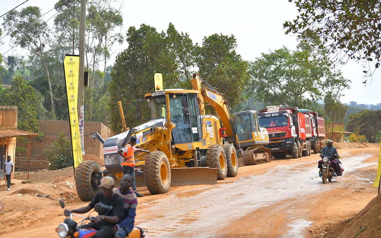 Mubende road upgrade gives hope to farmers | Monitor