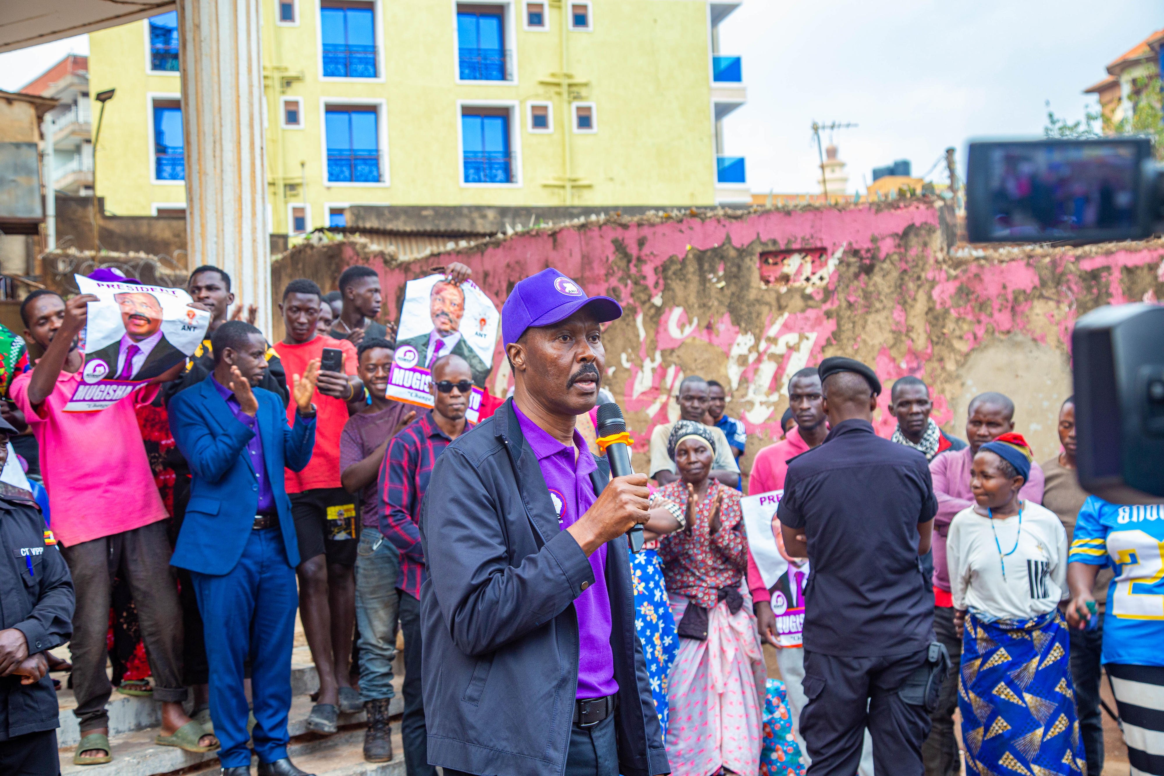Housing, health woes greet Muntu on start of campaign | Monitor