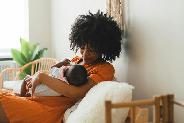 Parents with colicky babies, confess that they cannot find any joy in ...